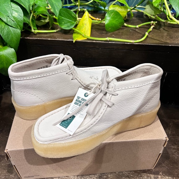 Clarks | Shoes | Brand New Size Us Seven White Clarks Original | Poshmark